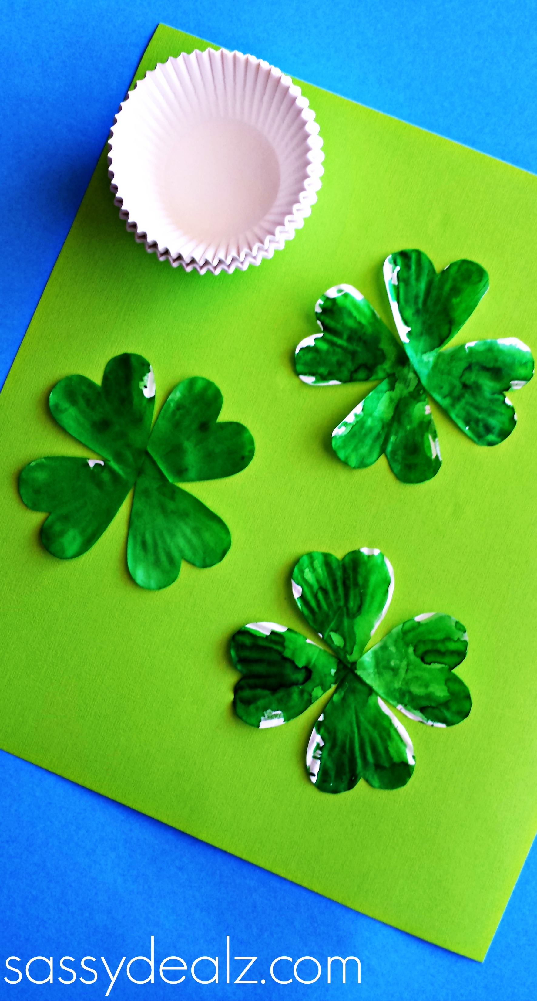 Cupcake Liner 4 Leaf Clover Craft for St. Patrick's Day - Crafty Morning