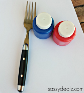 Kids Fireworks Craft Using a Fork - Crafty Morning