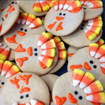 Candy Corn Turkey Cookies for a Thanksgiving Treat - Crafty Morning