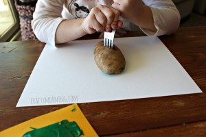 Christmas Tree Potato Stamping Craft for Cards - Crafty Morning