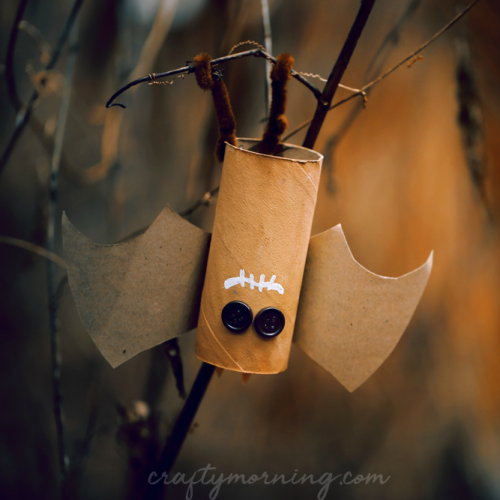 Hanging Toilet Paper Roll Bats - Crafty Morning